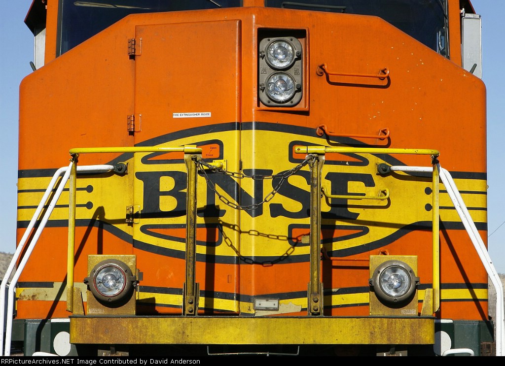 BNSF 121